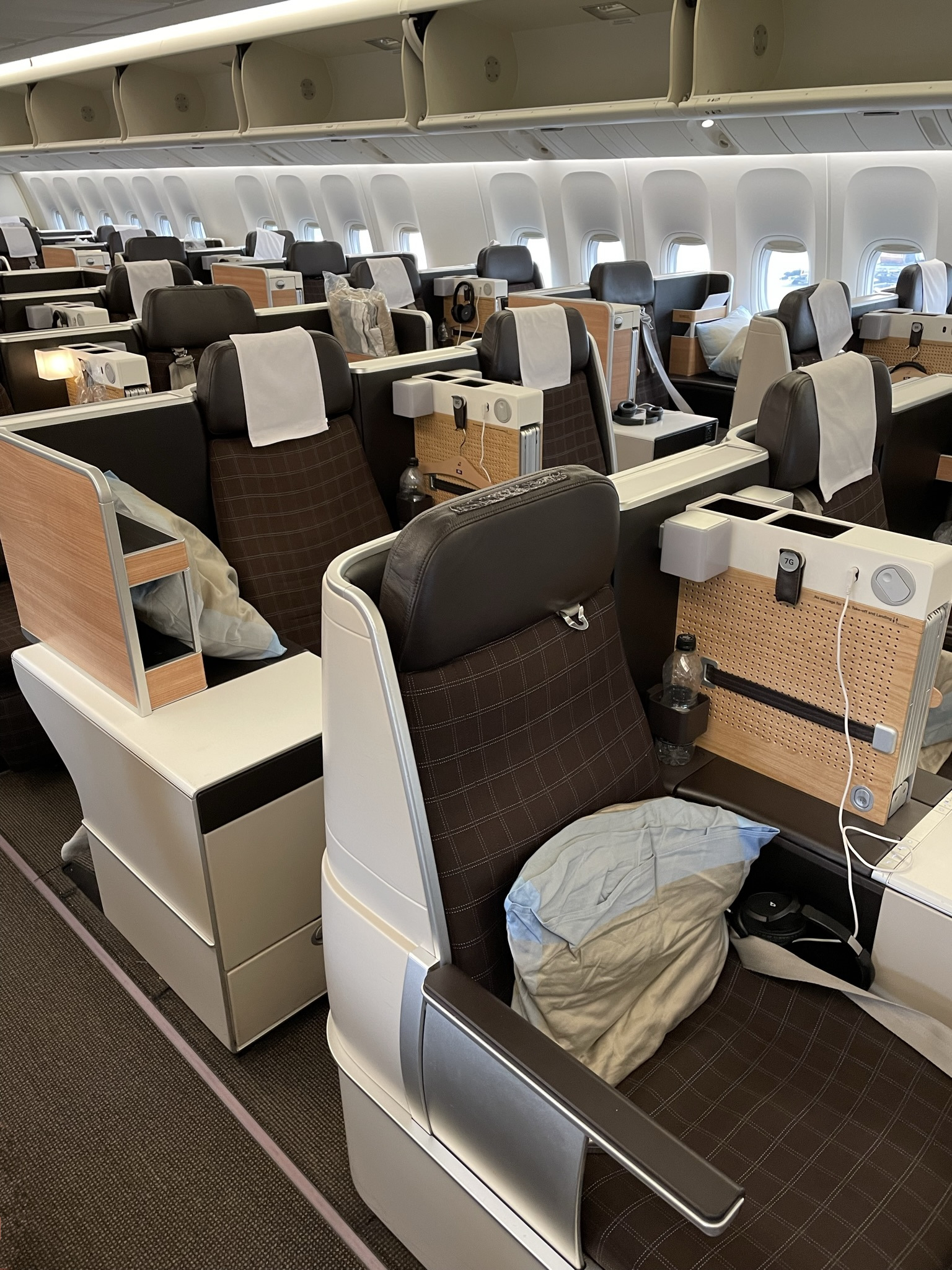 スイス インターナショナル エアラインズでチューリッヒへ/2023南ヨーロッパの旅-2 | ろんりーとらべらー